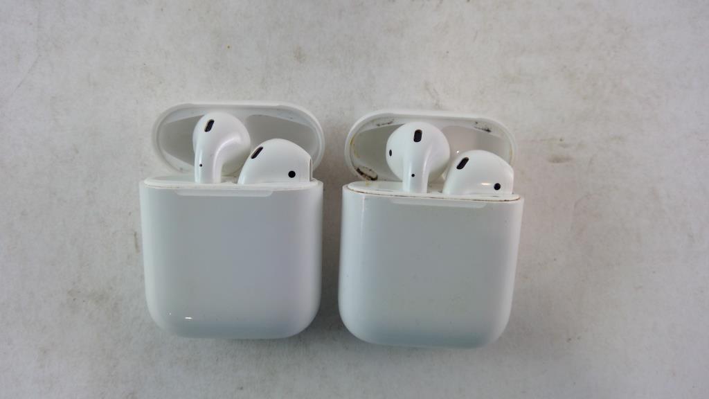 Apple Airpod, 2 Pieces | Property Room