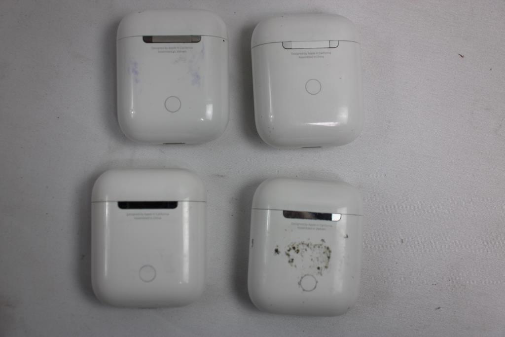Apple Airpod Case Bulk Lot, 4 Pieces | Property Room