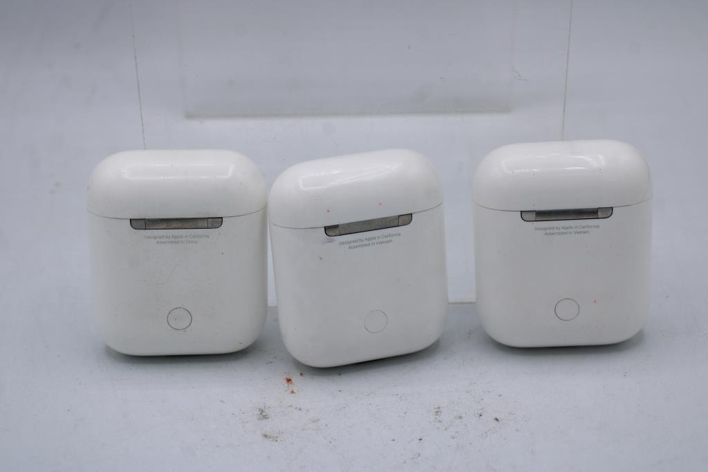 Apple Airpod Case Lot, 3 Pieces, A1602 | Property Room
