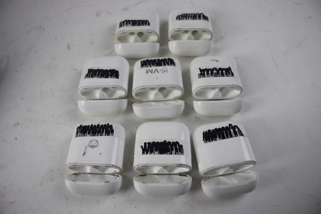 Apple Airpod Charging Cases, 8+ Pieces | Property Room