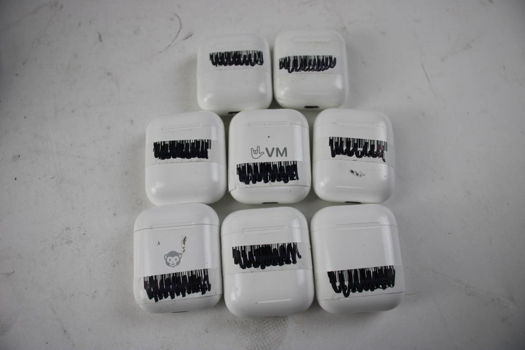 Apple Airpod Charging Cases, 8+ Pieces | Property Room