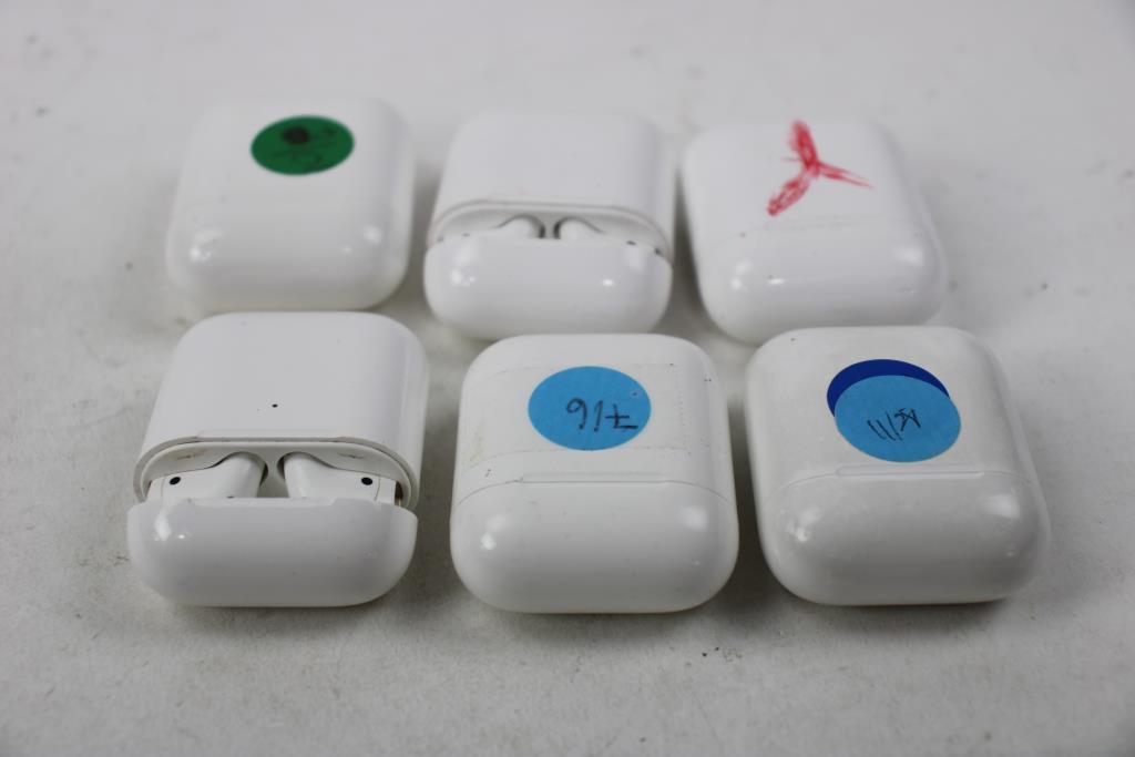 Apple Airpod Lot - 9 Sets | Property Room