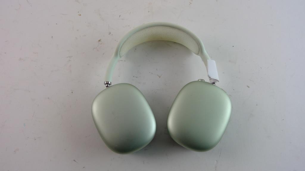 Apple Airpod Max | Property Room