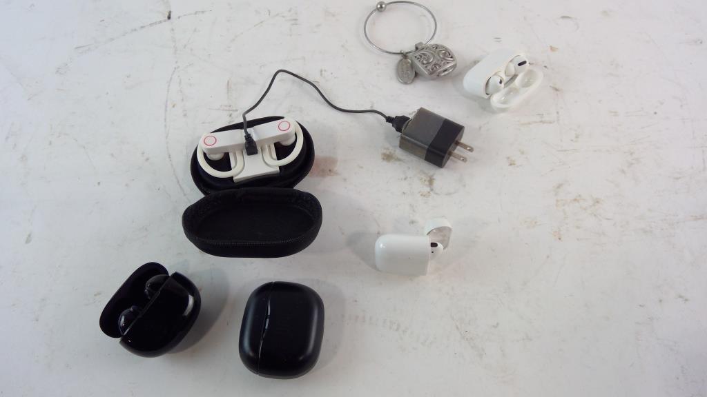 Apple Airpod Pro And More, 3+ Pieces | Property Room
