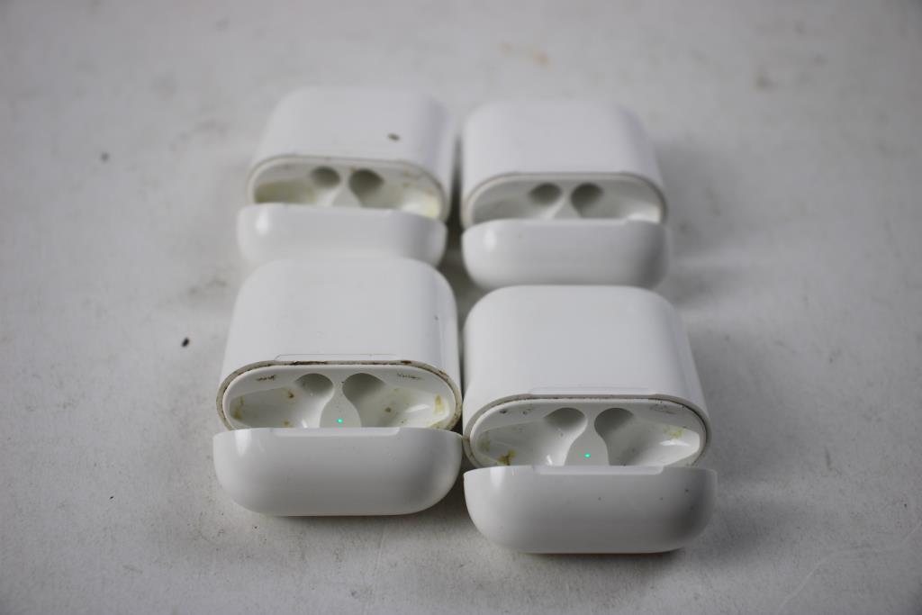 Apple AirPods Charging Cases, Lot Of 4 | Property Room