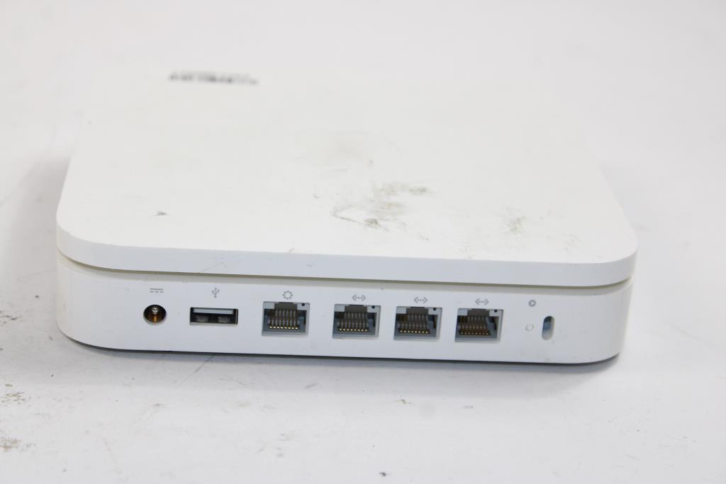 Apple AirPort Extreme 802.11n 4th Generation A1354 | Property Room