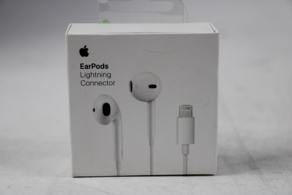 Apple EarPods Lightning Connector | Property Room