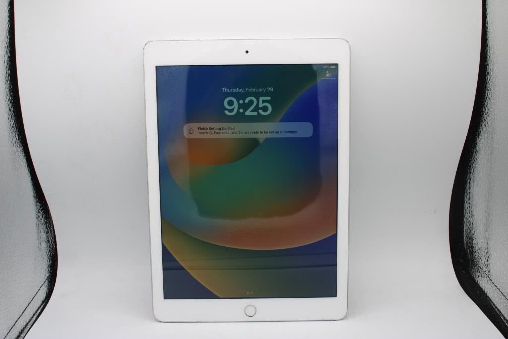 Apple IPad (5th Generation), 128GB, Wi-Fi Only | Property Room