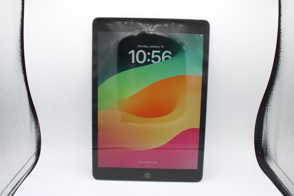 Apple IPad (8th Gen), 32GB, Unknown Carrier | Property Room