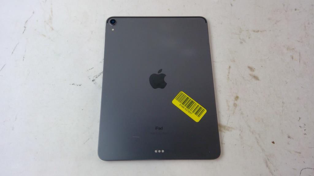 Apple IPad Pro 11" 1st Gen, Activation Locked, Sold For Parts ...