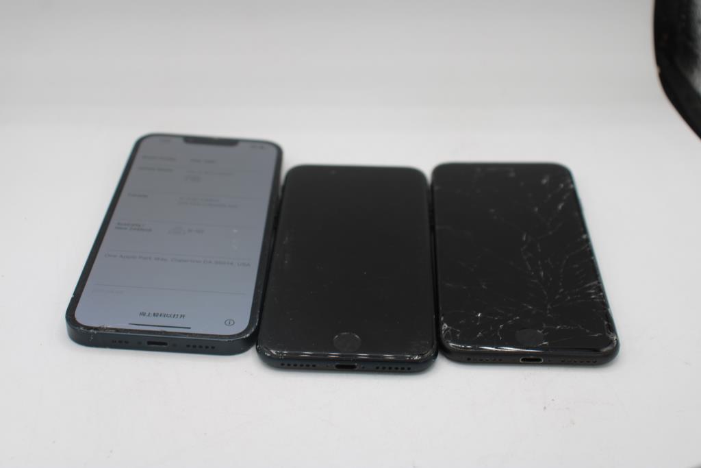 Apple IPhone Lot, 3 Pieces Sold For Parts | Property Room