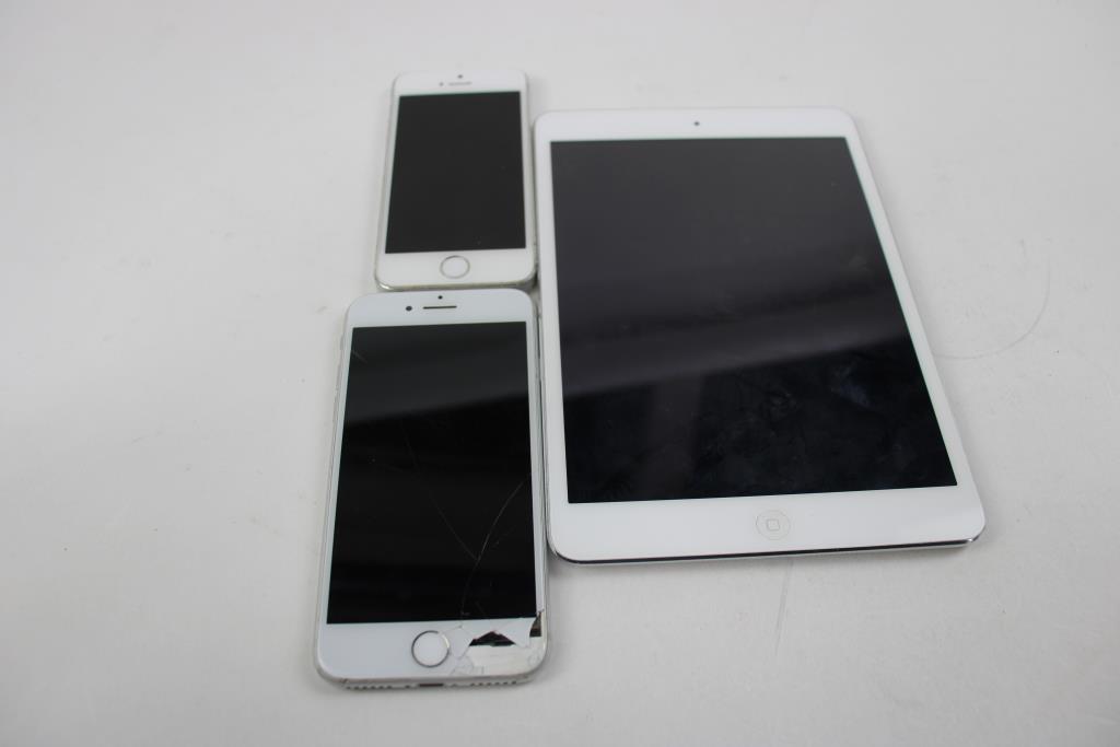 Apple IPhone Lot And Ipad, 3 Pieces Sold For Parts | Property Room