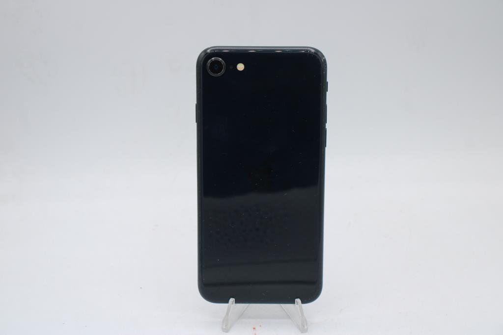 Apple IPhone SE, 64GB, Unknown Carrier | Property Room