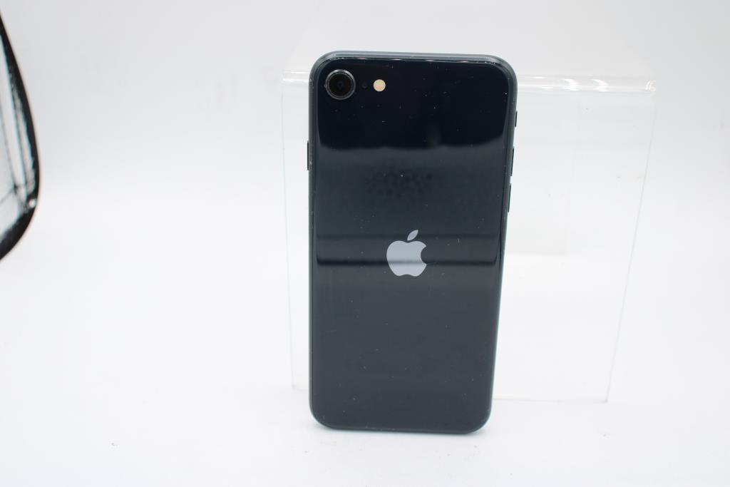 Apple IPhone SE, 64GB, Unknown Carrier | Property Room