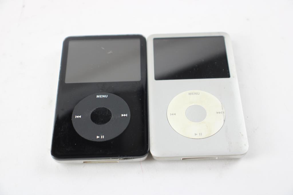 Apple IPod Lot, 2 Pieces | Property Room