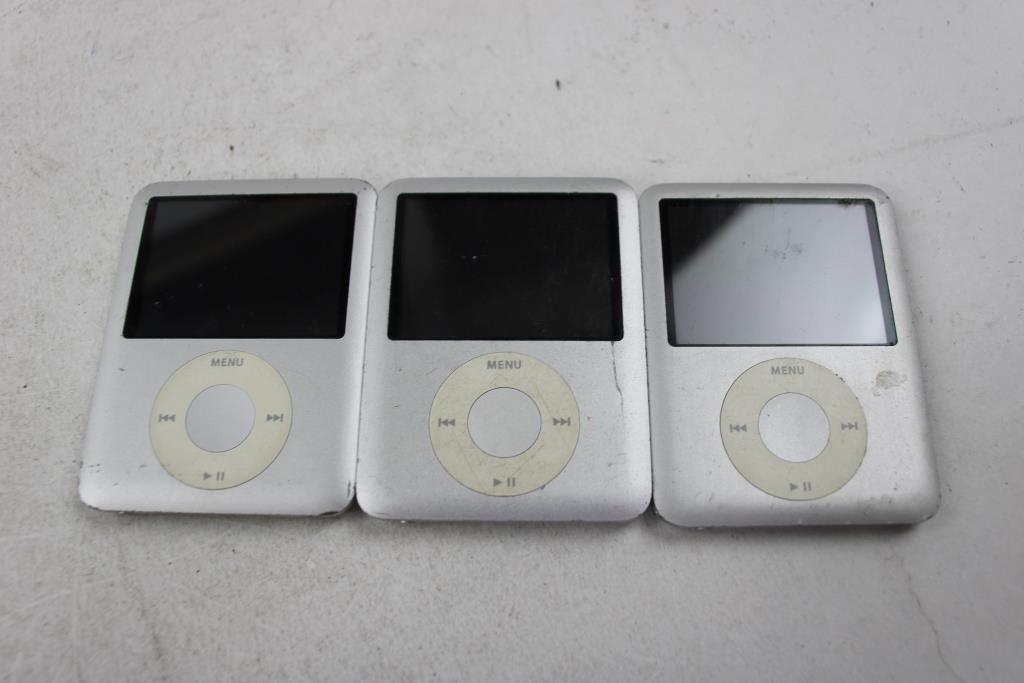 Apple IPod Nano (3rd Gen), 4,8GB, 3 Pieces | Property Room
