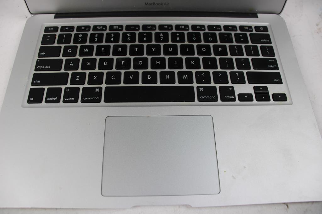 Apple MacBook | Property Room