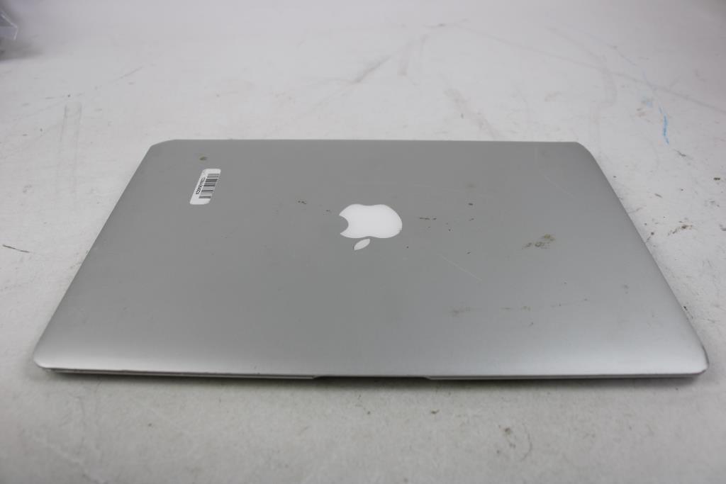 Apple MacBook | Property Room