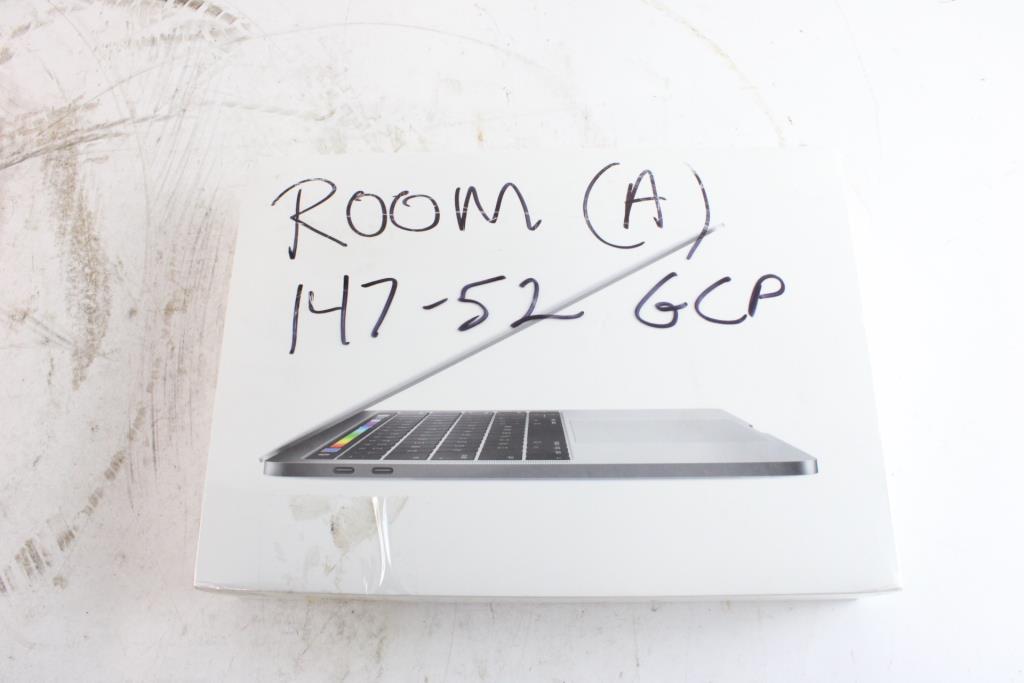 Apple Macbook Pro 13" | Property Room