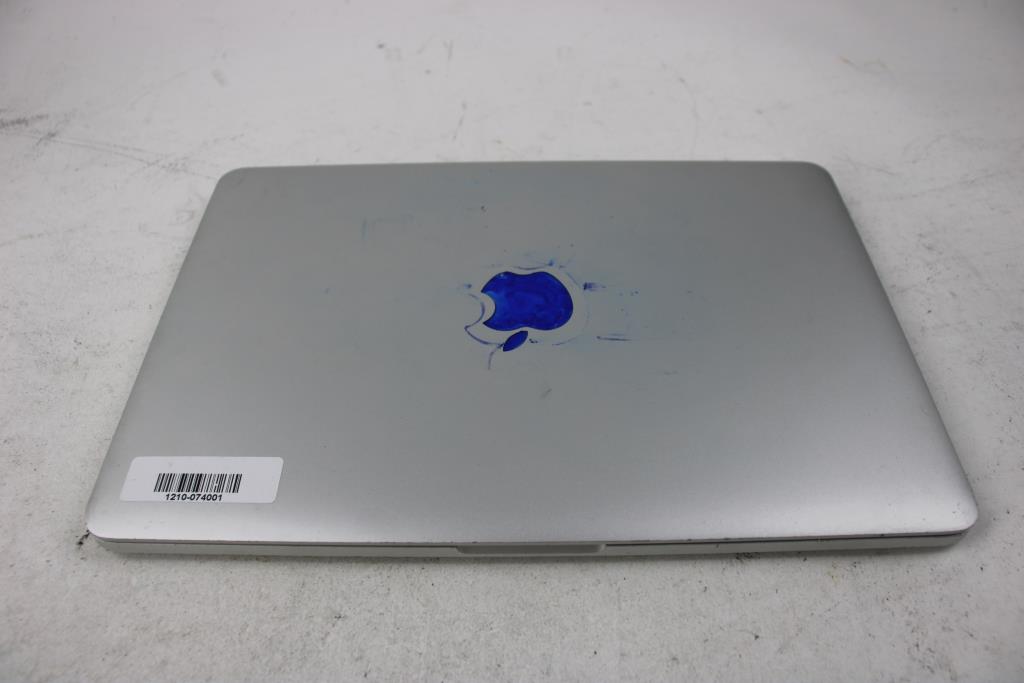 Apple MacBook Pro | Property Room