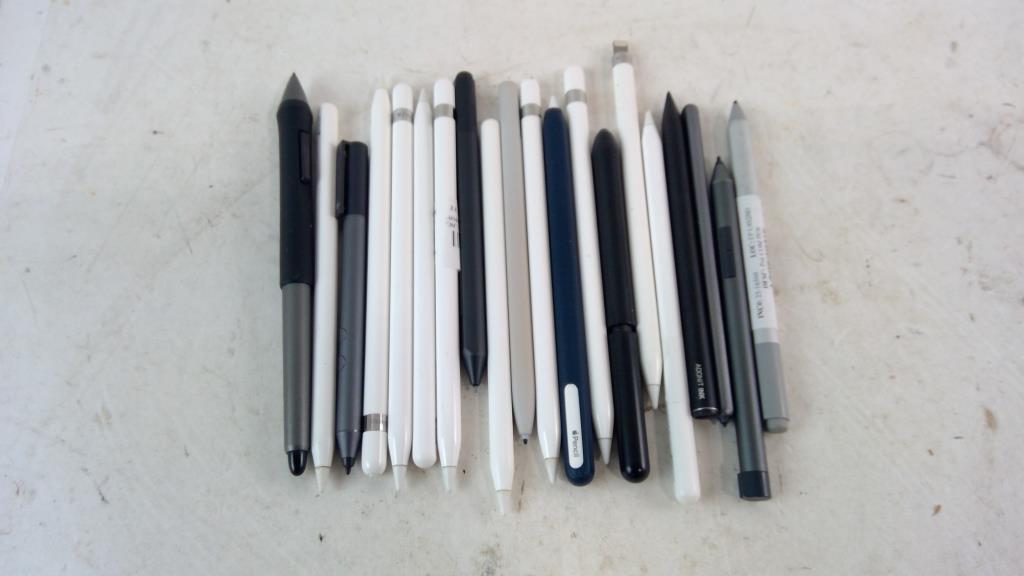 Apple Pen And More 10+ Pieces | Property Room
