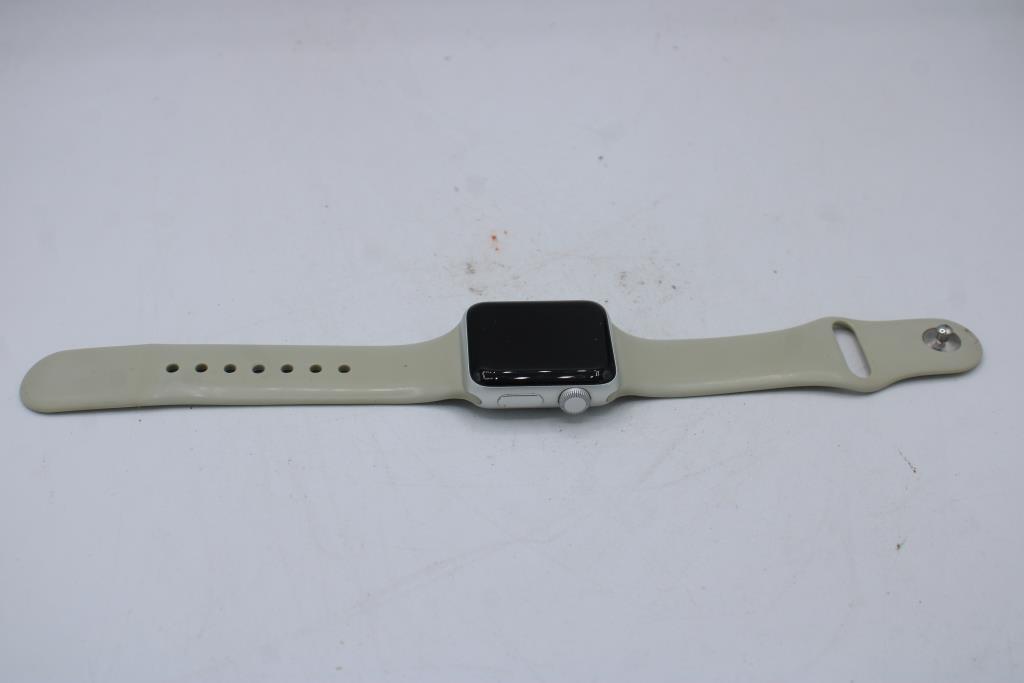 Apple Watch Series 2 (GPS), 38mm Aluminum Case, Beige Sports Band (S/M ...
