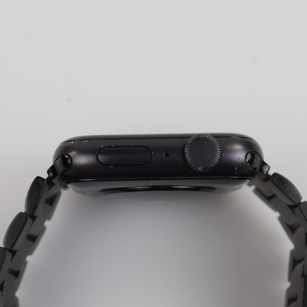 Apple Watch Series SE | Property Room