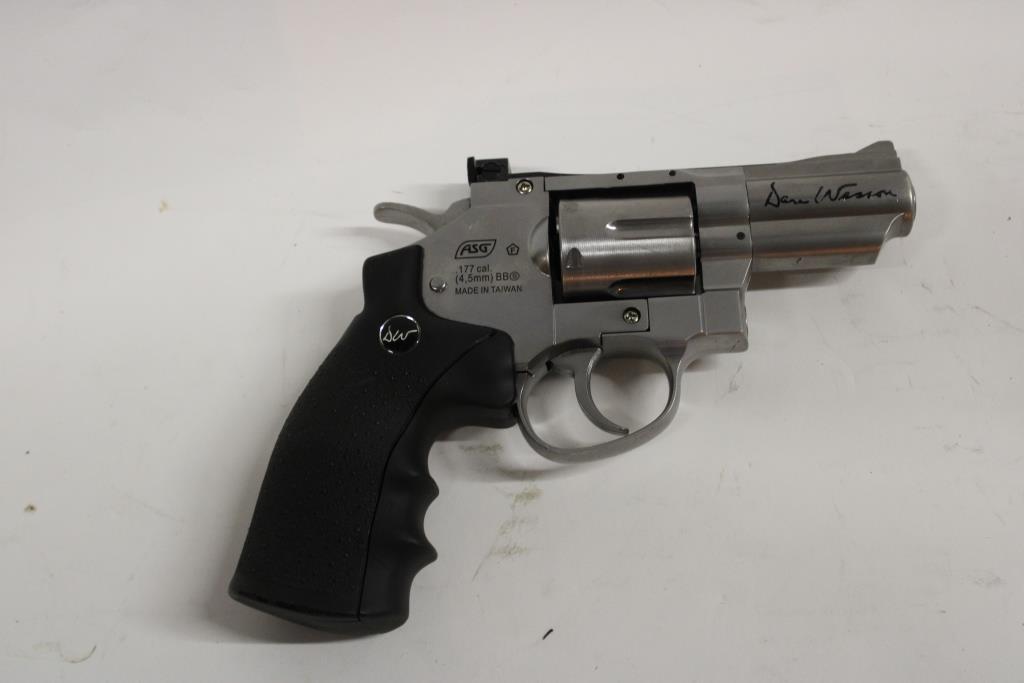 Asg Dan Wesson 715 Co2 Powered 4 5mm Airgun Revolver Color Silver 4