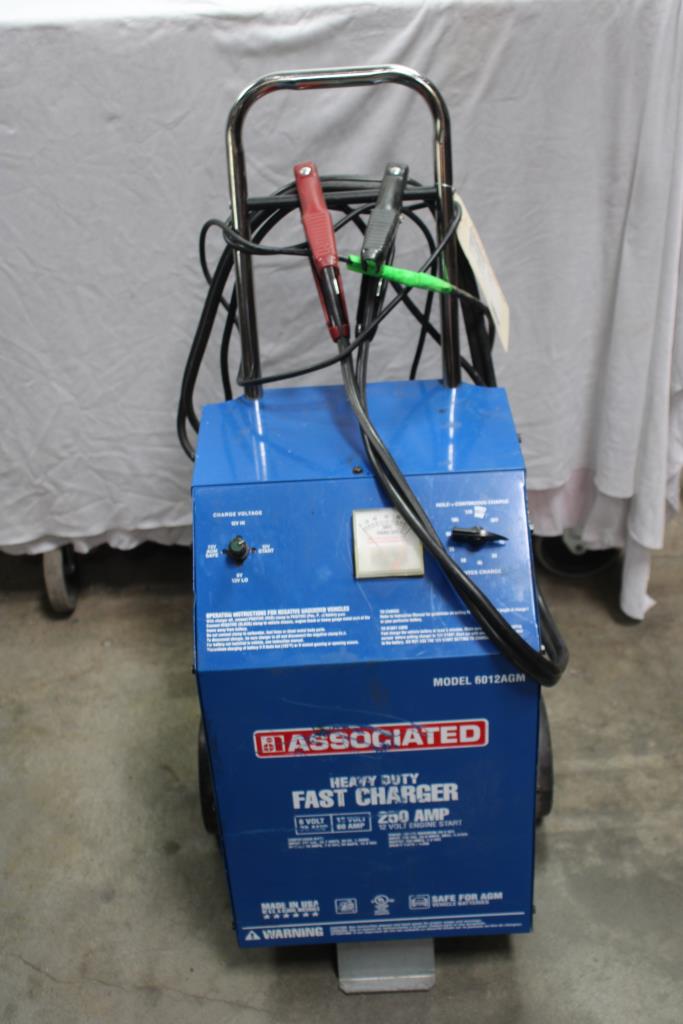 Associated Heavy Duty Fast Charger | Property Room
