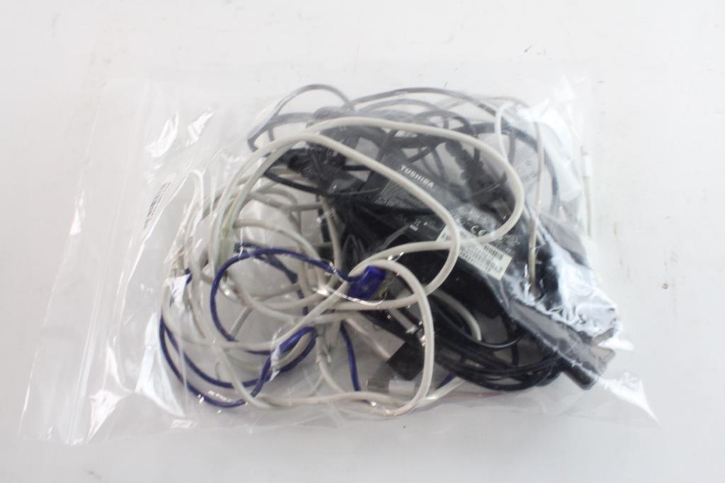 Assorted Cables, 4 Pieces | Property Room