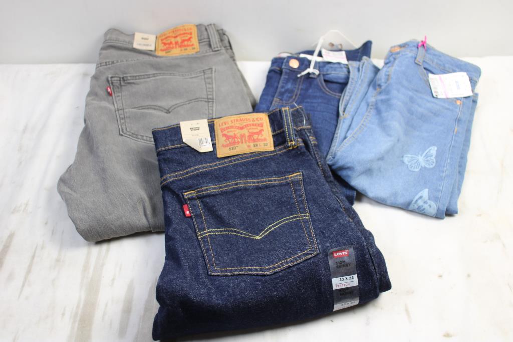 Assorted Clothing Lot | Property Room