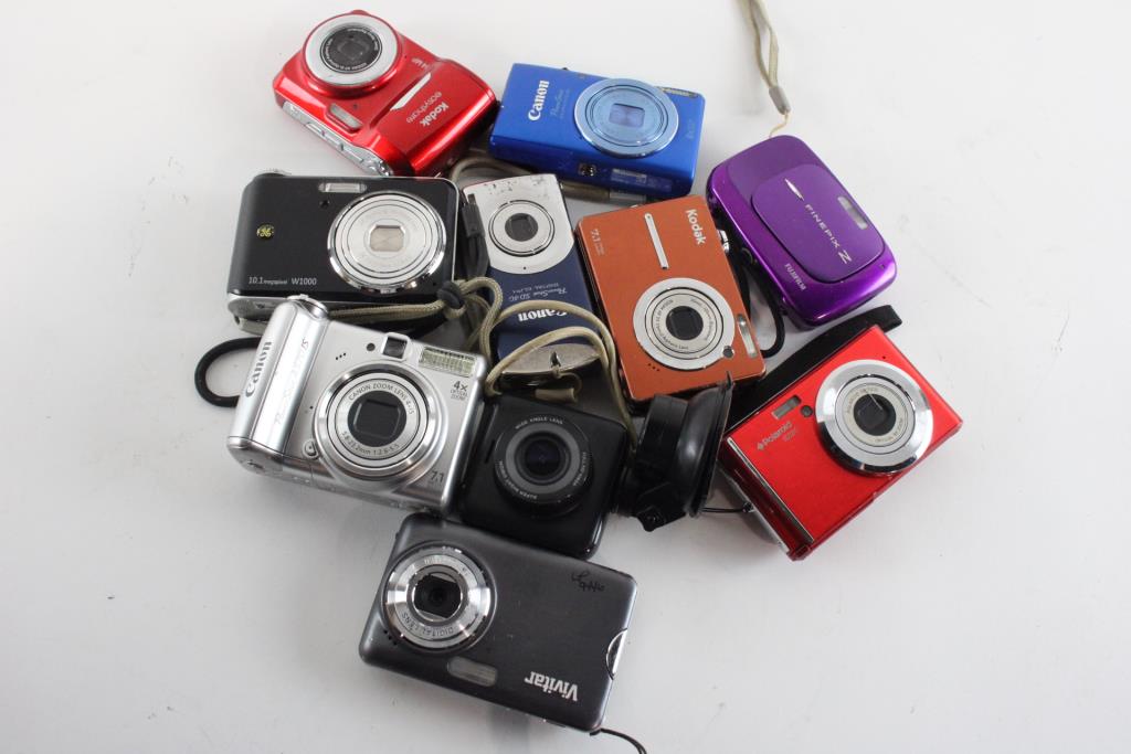Assorted Digital Camera Lot, 10 Pieces | Property Room
