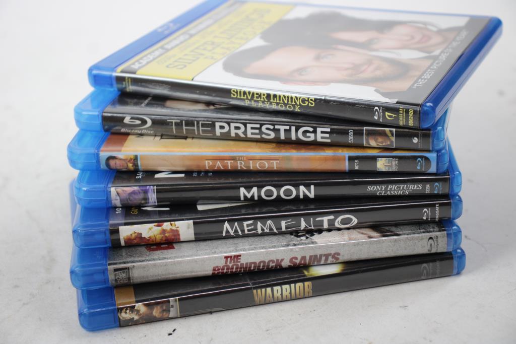 Assorted DVDs/Blu-Ray Movies, 17 Pieces | Property Room