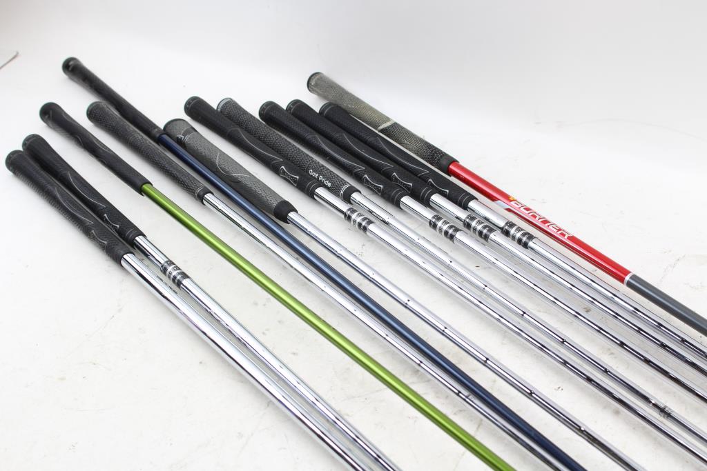 Assorted Golf Clubs, 10+ Pieces | Property Room