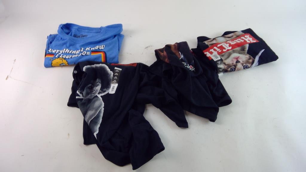 Assorted Graphic T-Shirts, 4 Pieces | Property Room