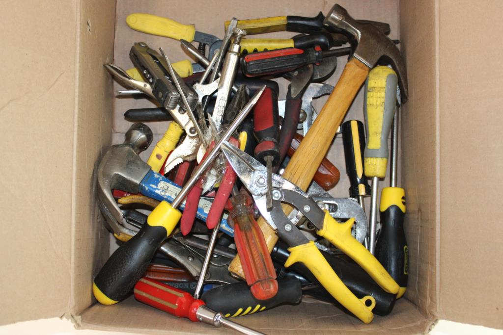 Assorted Hand Tool Lot, 15+ Pieces | Property Room