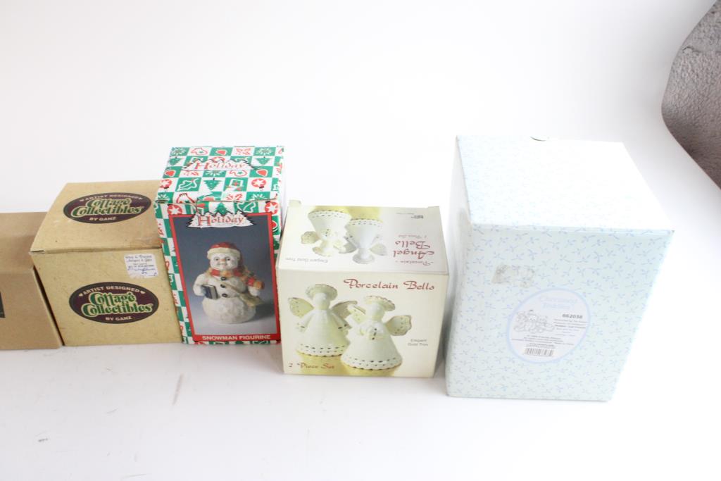 Assorted Holiday Figurines & More Decorations, 6+ Pieces | Property Room