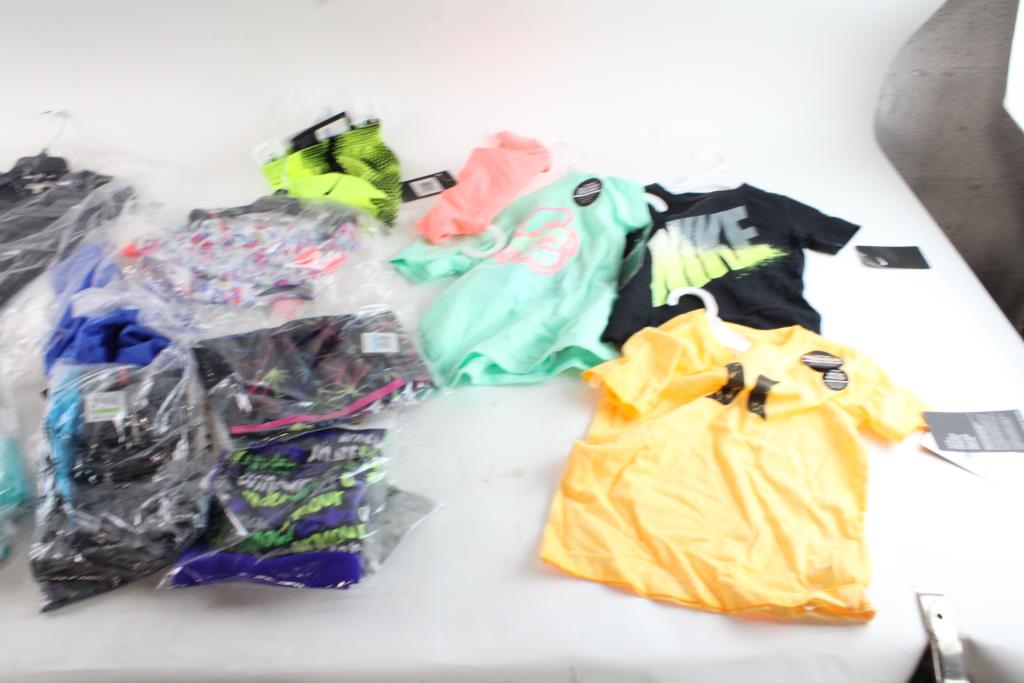 Assorted Kids Clothing, 10+ Pieces | Property Room