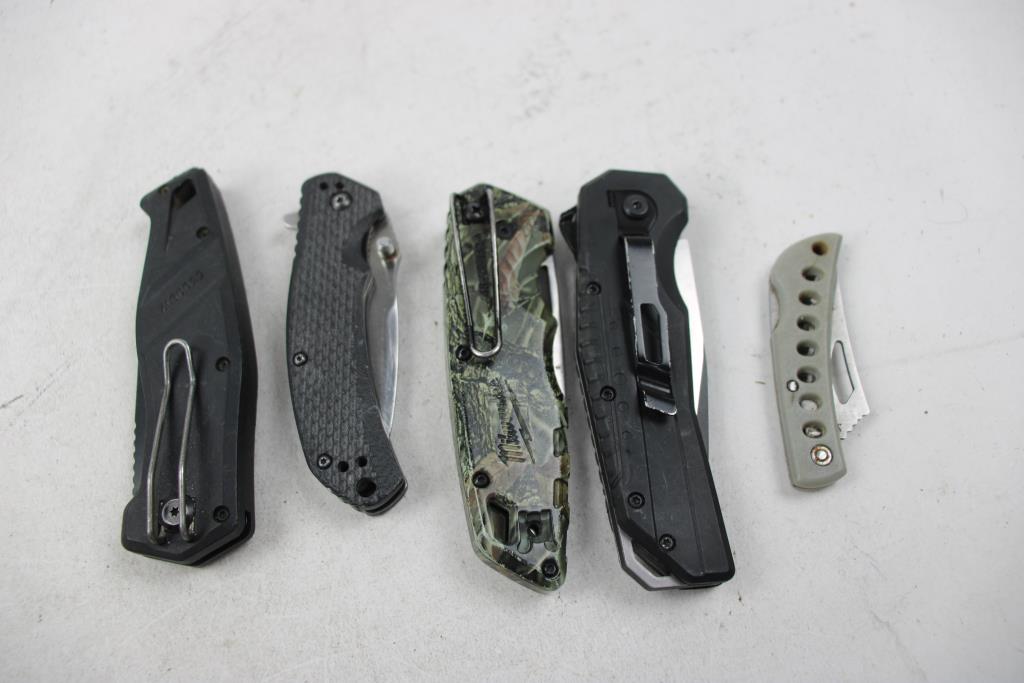 Assorted Knives, 5 Pieces | Property Room