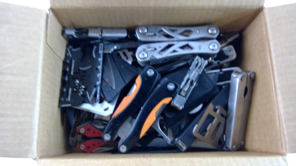 Assorted Knives & Multi-Tools, 15+ Pieces | Property Room