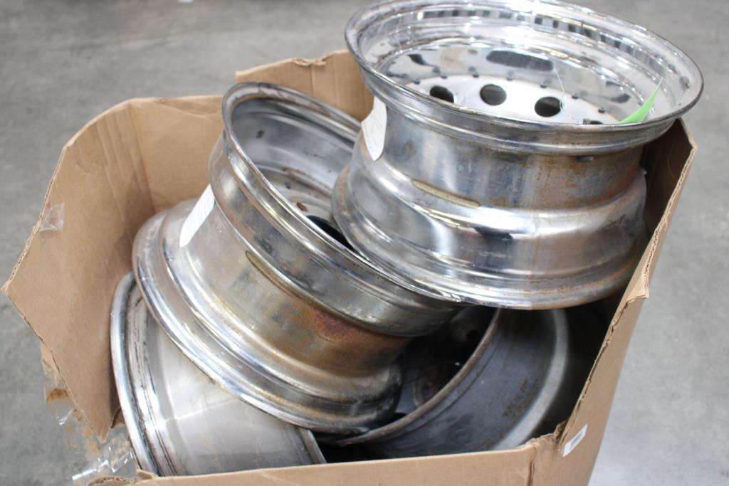 Assorted Rims, 6+ Pieces | Property Room