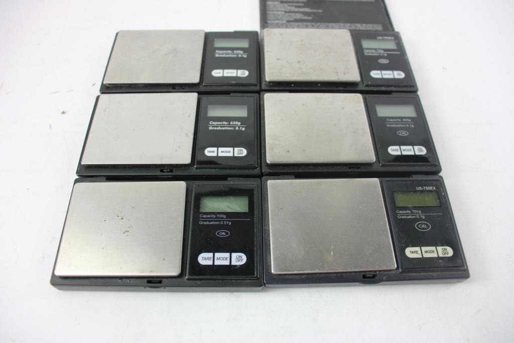 Assorted Scale Lot, 13 Pieces | Property Room