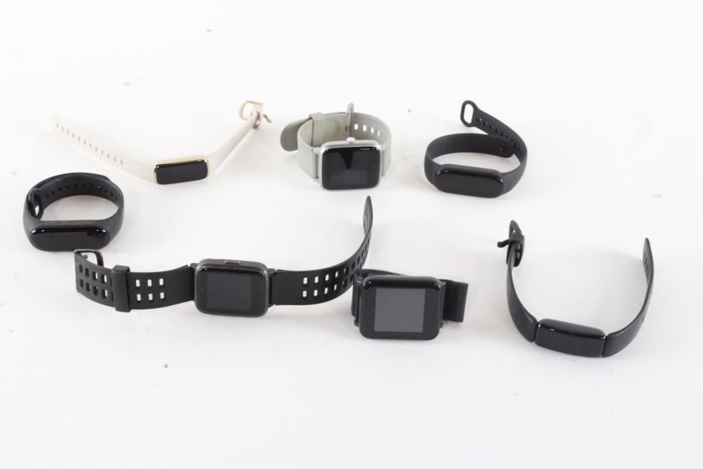 Assorted Smartwatch Lot, 5+ Pieces | Property Room
