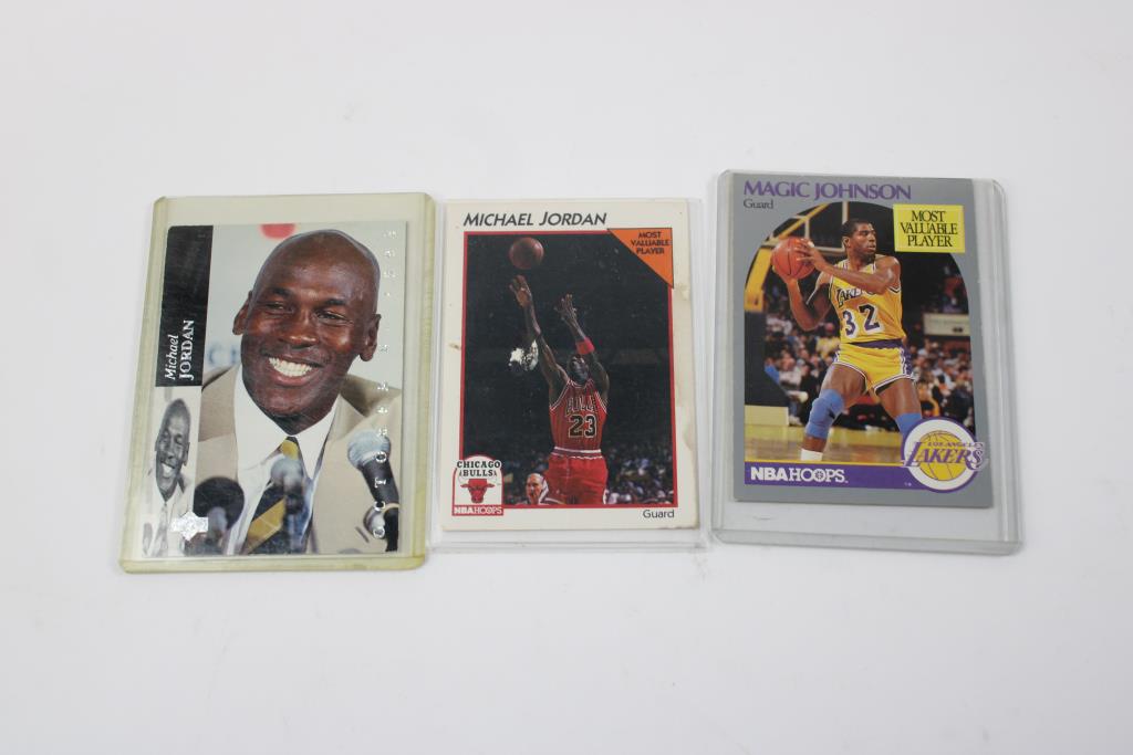 Assorted Sport Trading Cards 5 Pieces | Property Room