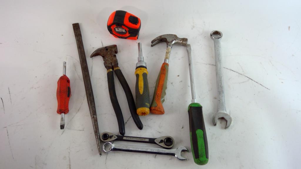 Assorted Tools, 10+ Pieces | Property Room