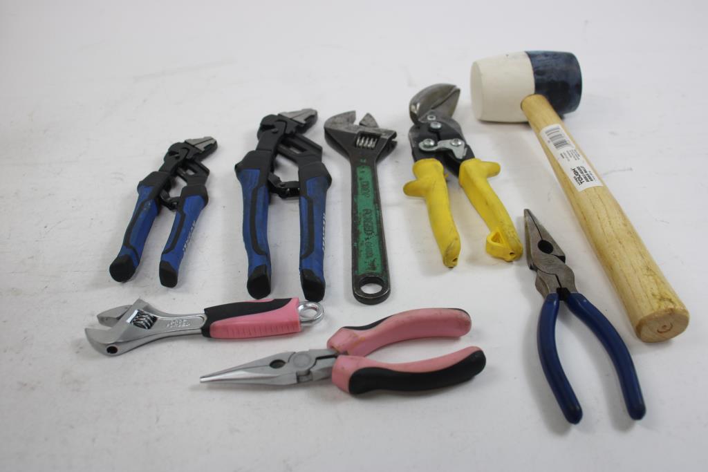 Assorted Tools, 10+Pieces | Property Room
