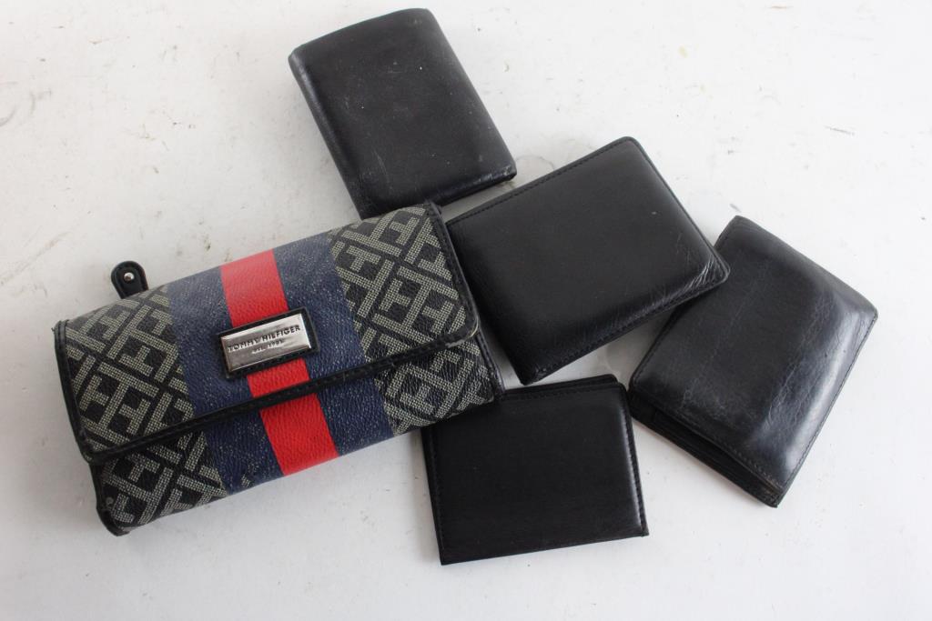 Assorted Wallets, 5 Pieces | Property Room