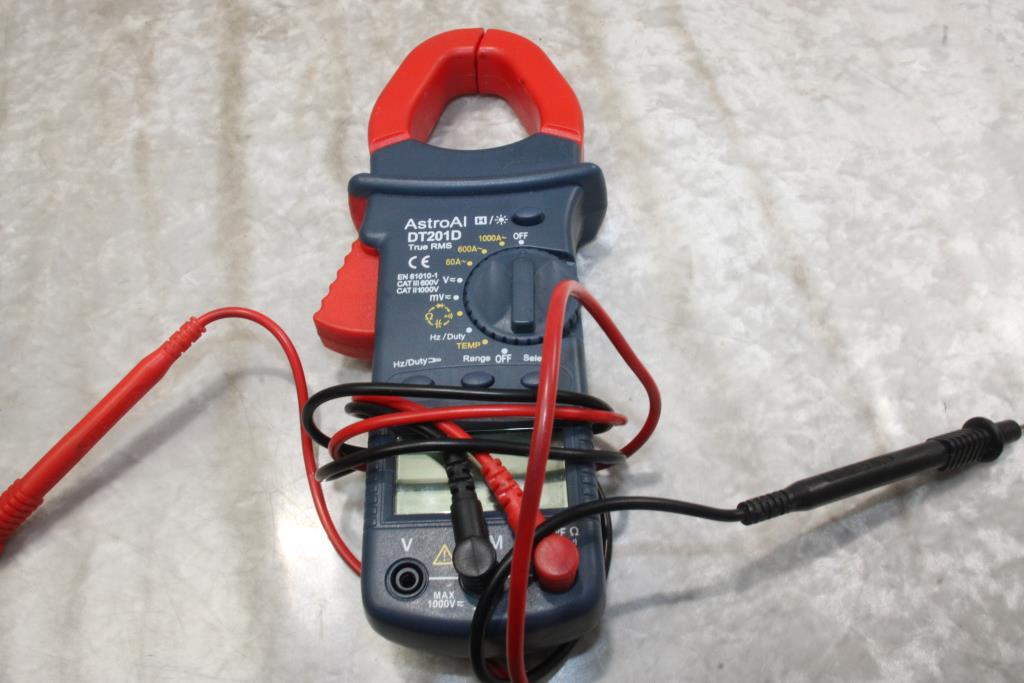 AstroAI Digital Clamp Meter | Property Room