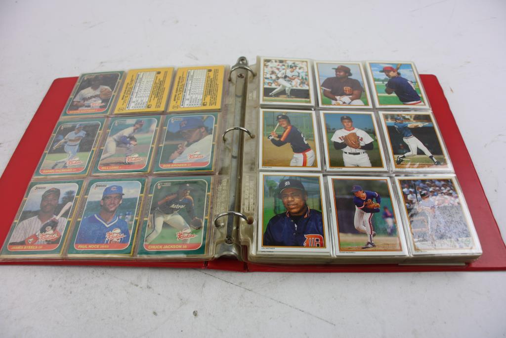 Astros, Cubs, And More MLB Baseball Card Lot, 100+ Pieces | Property Room