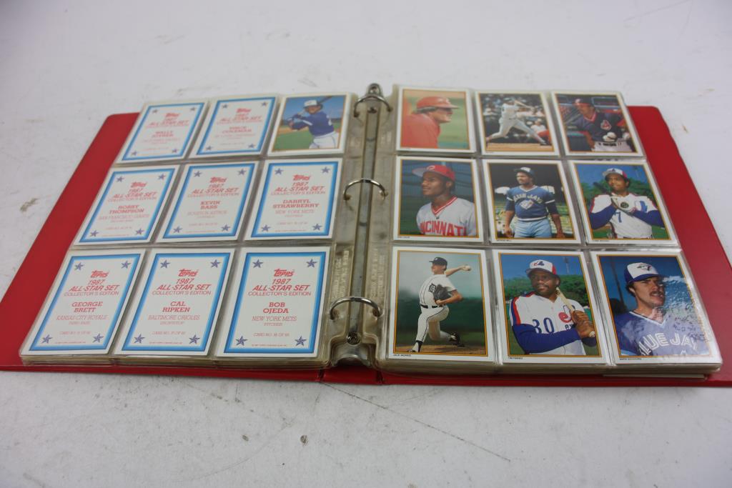 Astros, Cubs, And More MLB Baseball Card Lot, 100+ Pieces | Property Room